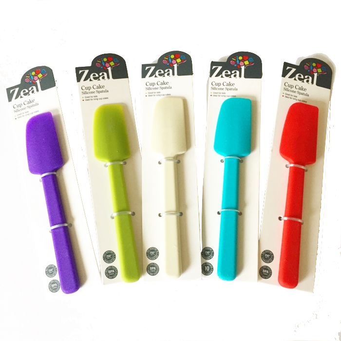 Mini plastic spatula store